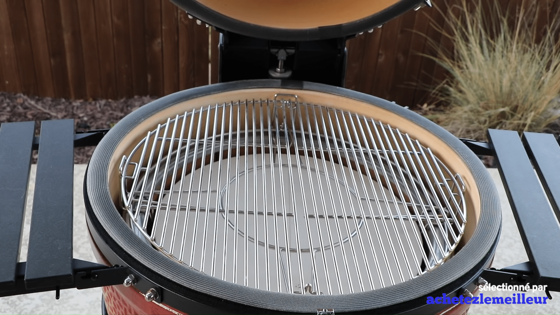 Le meilleur barbecue kamado au Canada en 2026