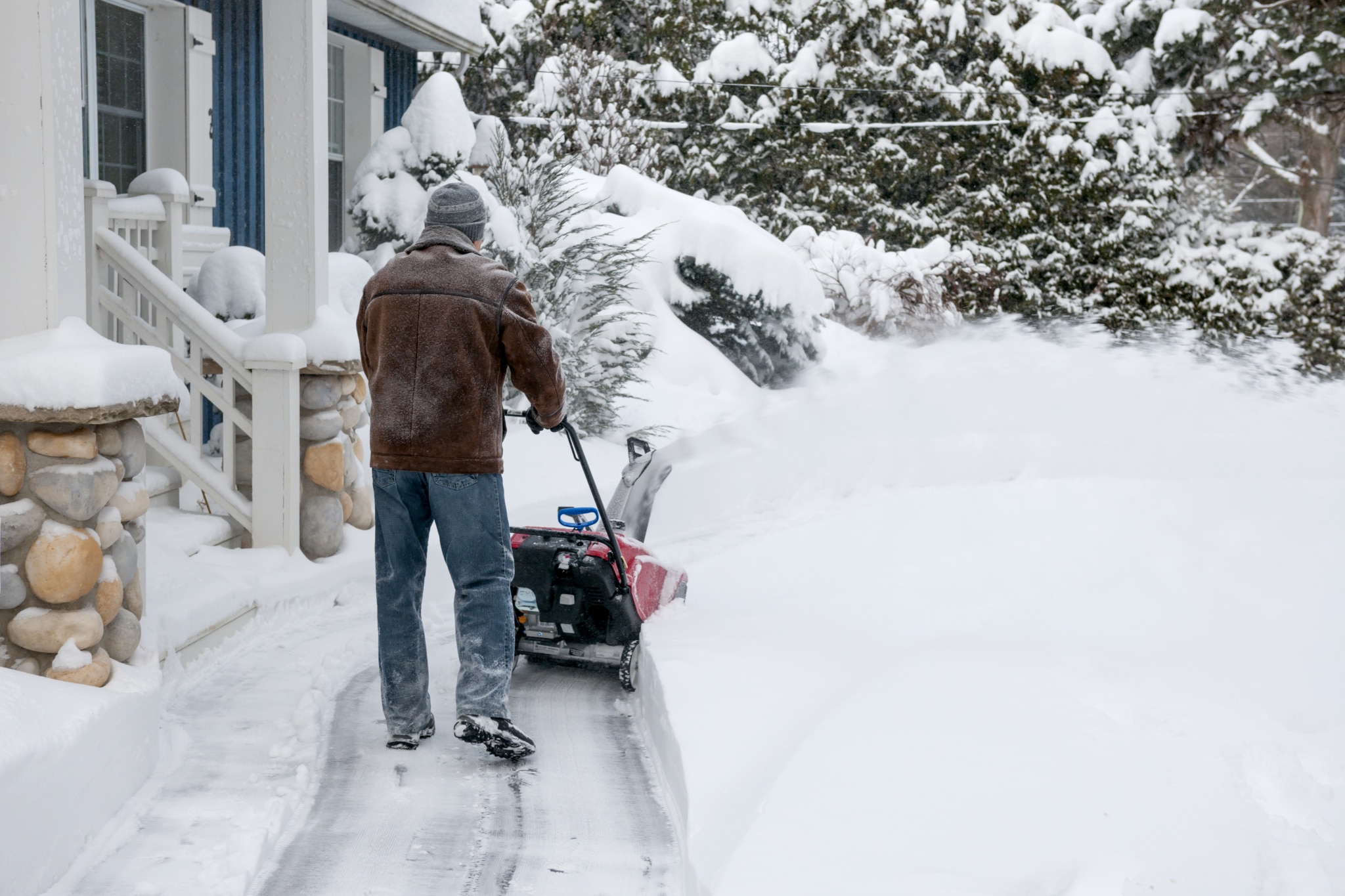 Comment fonctionne une souffleuse à neige